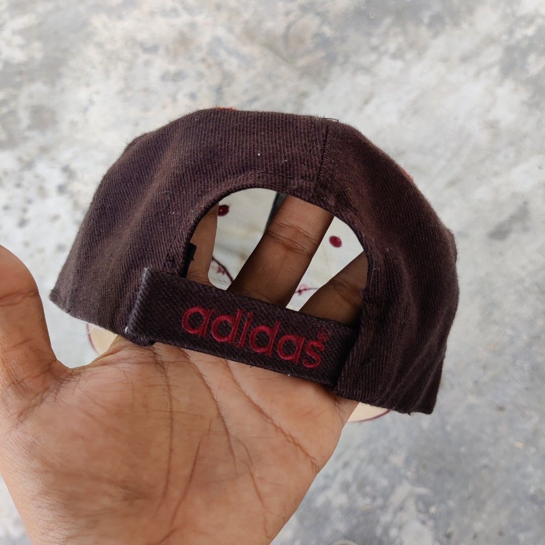 Adidas Bunga Vtg Cap, Men's Fashion, Watches & Accessories, Cap & Hats ...