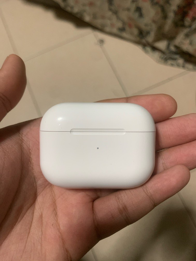Airpods Pro Gen 1, Audio, Earphones on Carousell