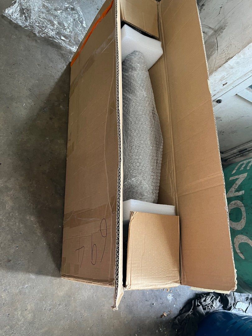 AUDI A4 B9 RS HONEYCOMB GRILLE BRAND NEW, Car Accessories, Accessories ...