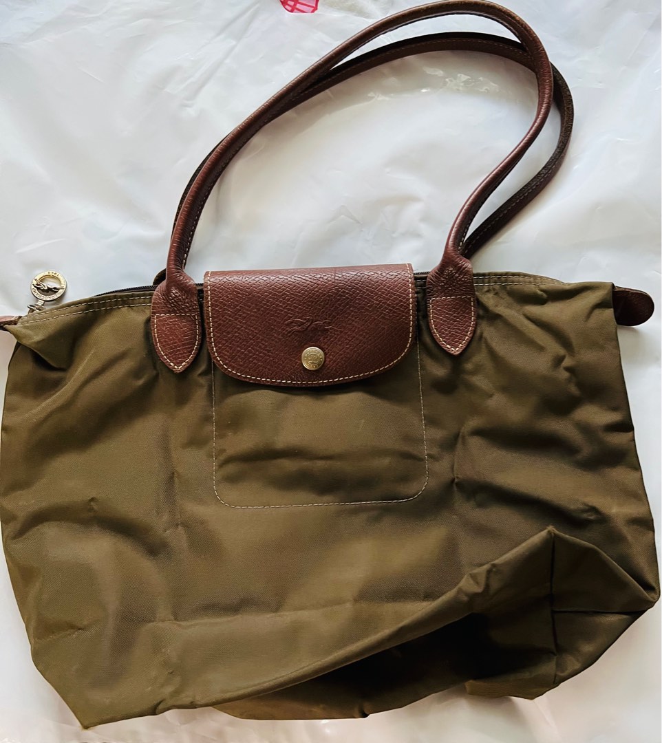 Authentic Longchamp Bag le pliage, Women's Fashion, Bags & Wallets ...