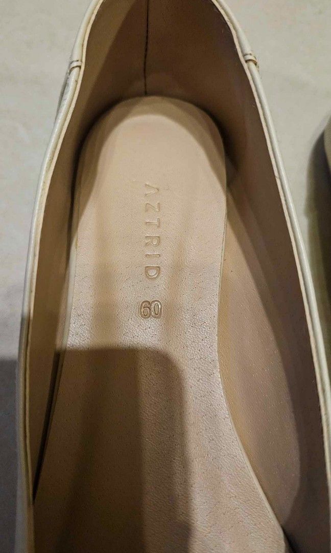 Aztrid Ballet Flats, Women's Fashion, Footwear, Flats & Sandals on ...