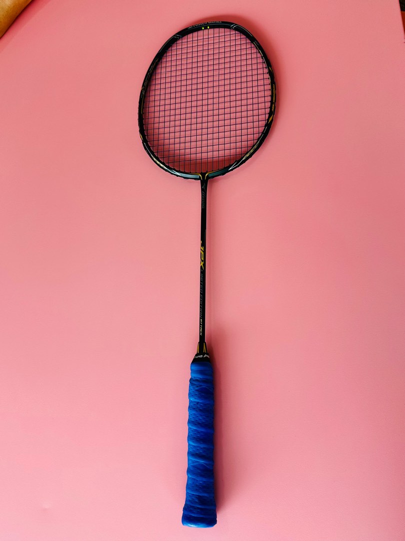 Badminton Racket - Mizuno JPX Attack Limited Edition, Sports Equipment ...