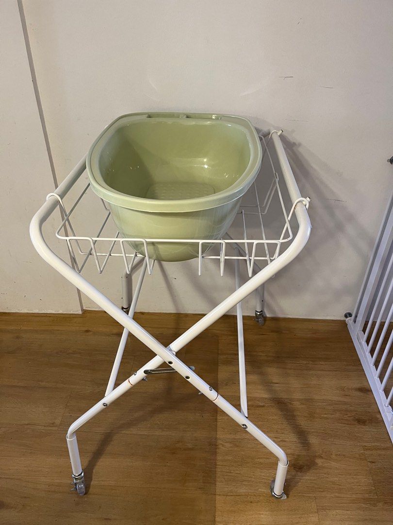 Bathtub stand collapsible with free bath tub, Babies & Kids, Bathing ...