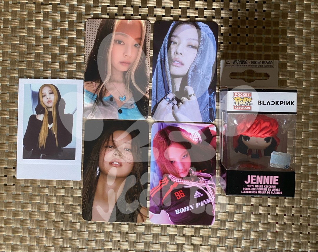 BLACKPINK JENNIE Funko Pop Keychain + Official Photocards, Hobbies ...