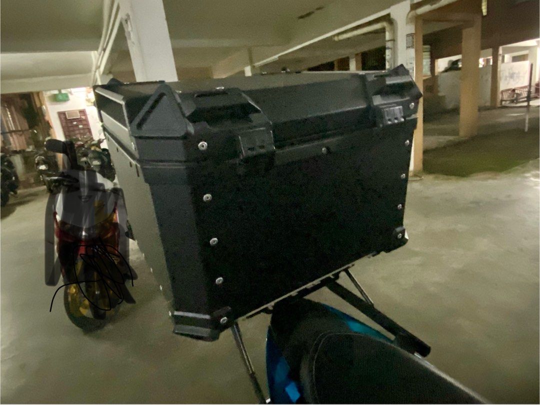 Box motorcycle aluminium size 45, Motorcycles, Motorcycle Accessories ...