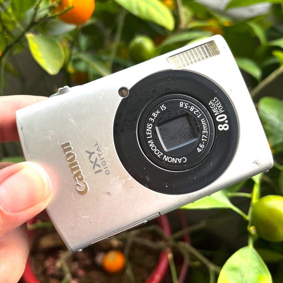 Canon ccd camera, Photography, Cameras on Carousell