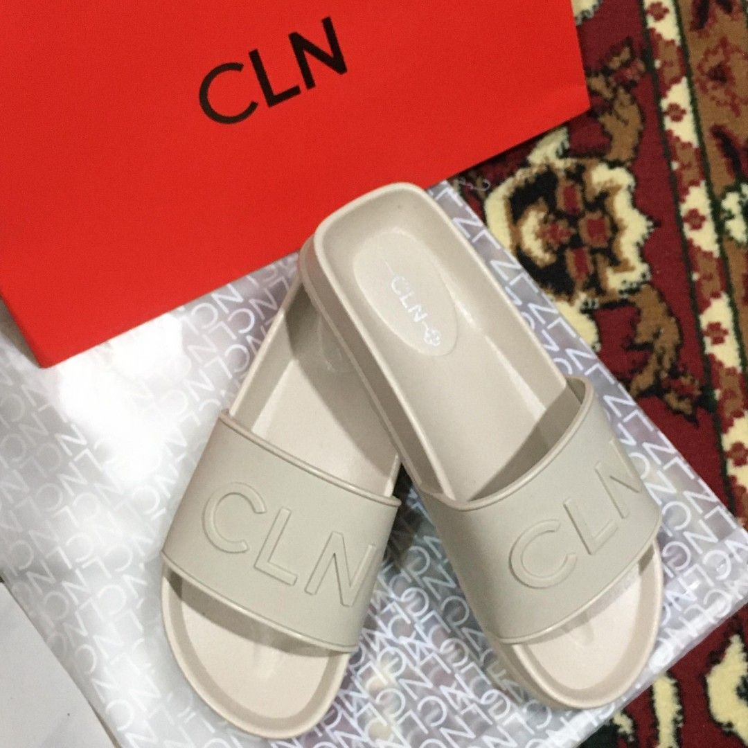 CLN Slippers, Women's Fashion, Footwear, Flats & Sandals on Carousell