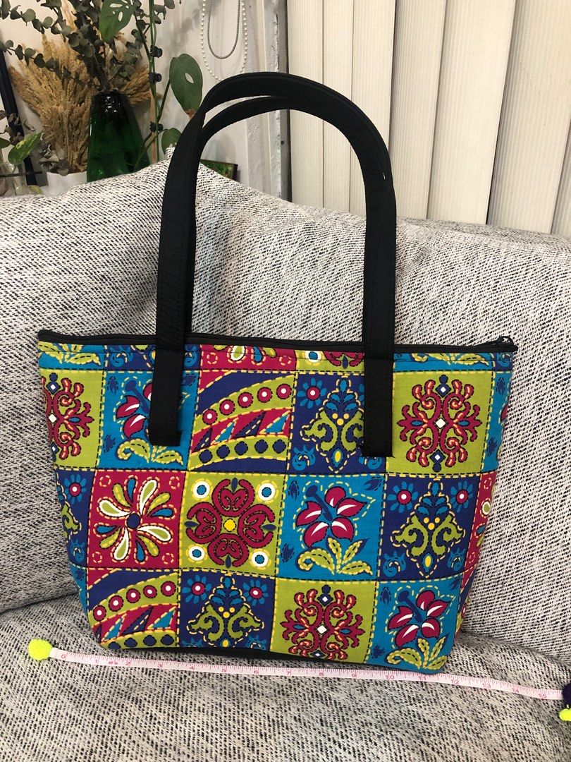 Cute colorful beach bag, Women's Fashion, Bags & Wallets, Shoulder Bags ...