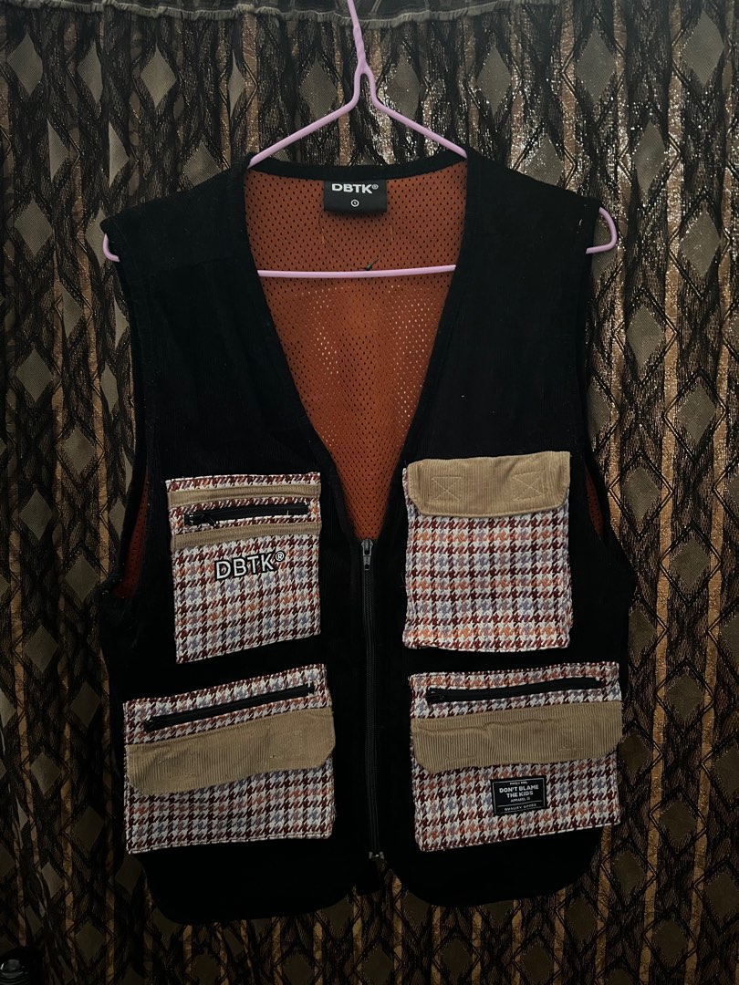 DBTK vest Legit size small pwede sa medium to large, Men's Fashion ...