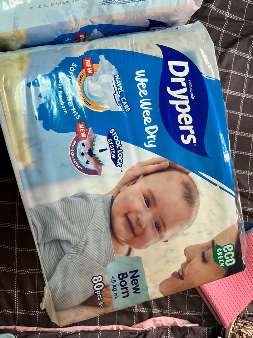 Drypers size NewBorn, Babies & Kids, Bathing & Changing, Diapers & Baby ...