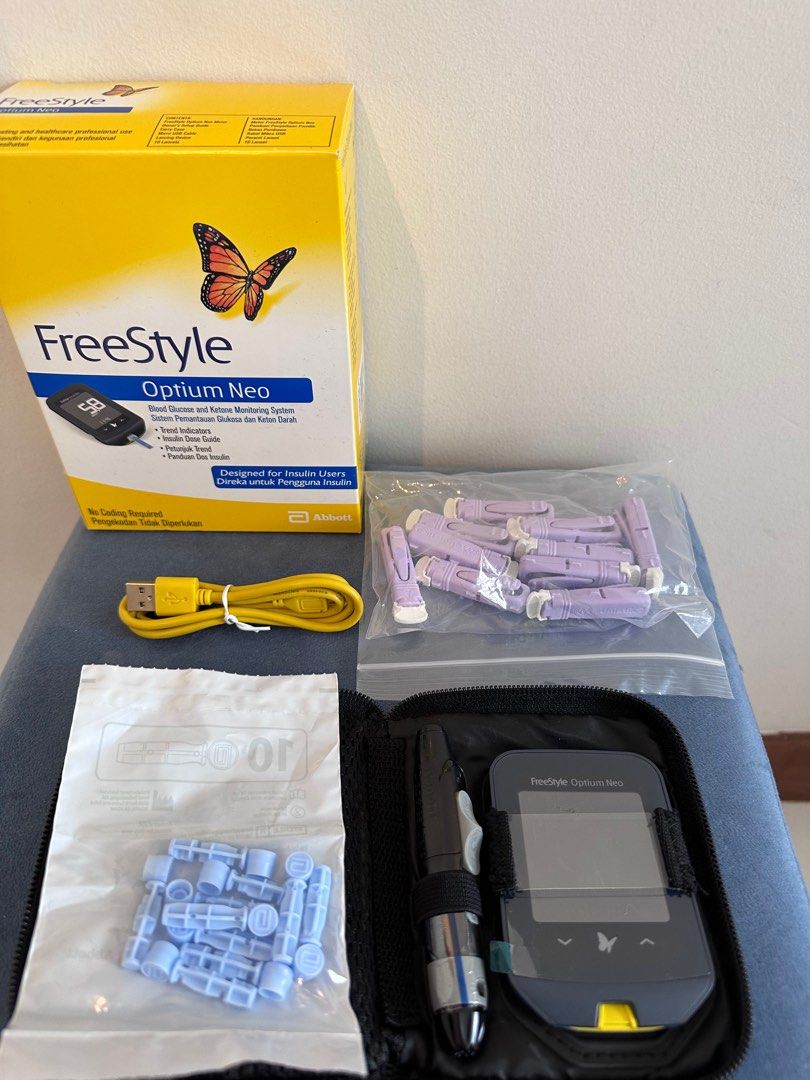 Freestyle Optium Neo blood glucose and ketone monitoring system, Health ...