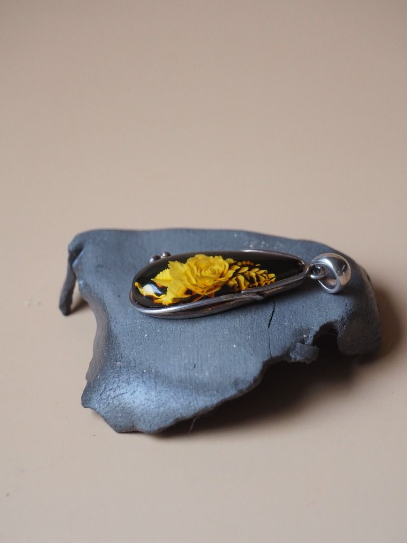 Handmade Semi-Crafted with Rose Shape Natural Amber Pendant, Hobbies ...