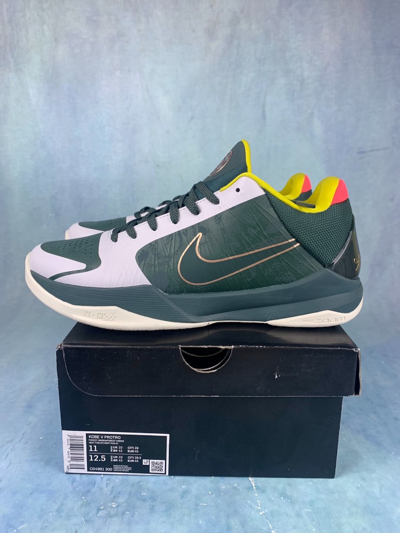 Kobe 5 Protro EYBL, Men's Fashion, Footwear, Sneakers on Carousell