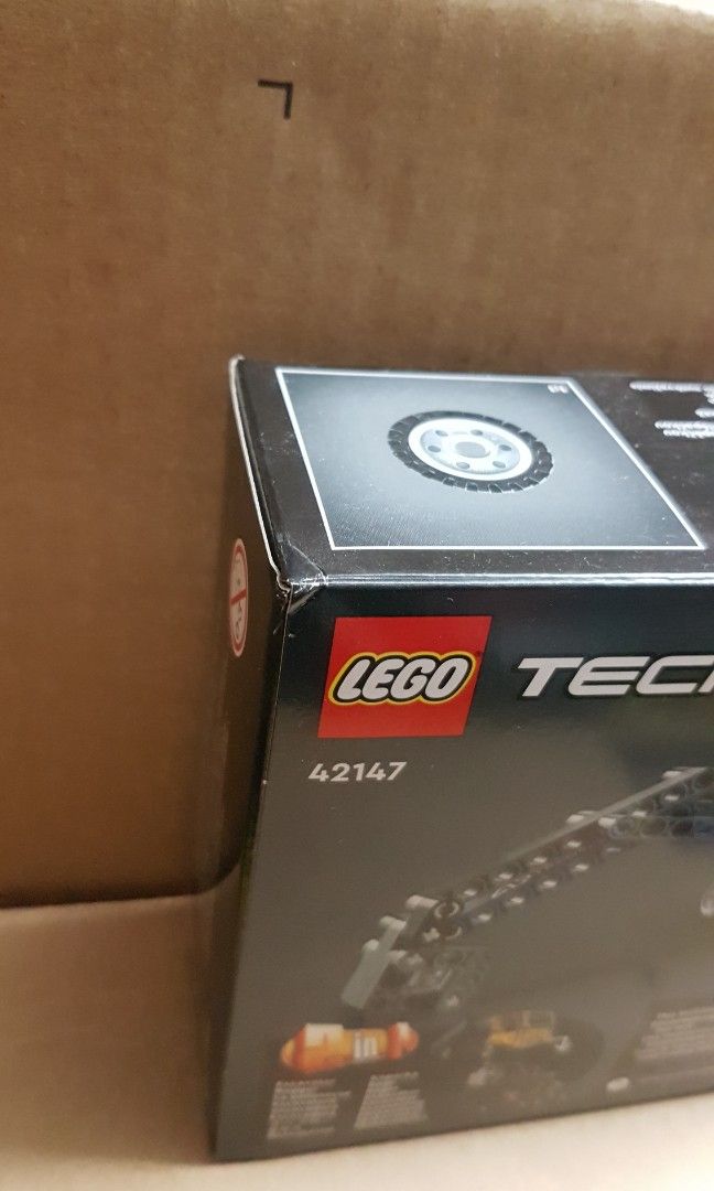 LEGO 42147 - TECHNIC Dump Truck, Hobbies & Toys, Toys & Games on Carousell
