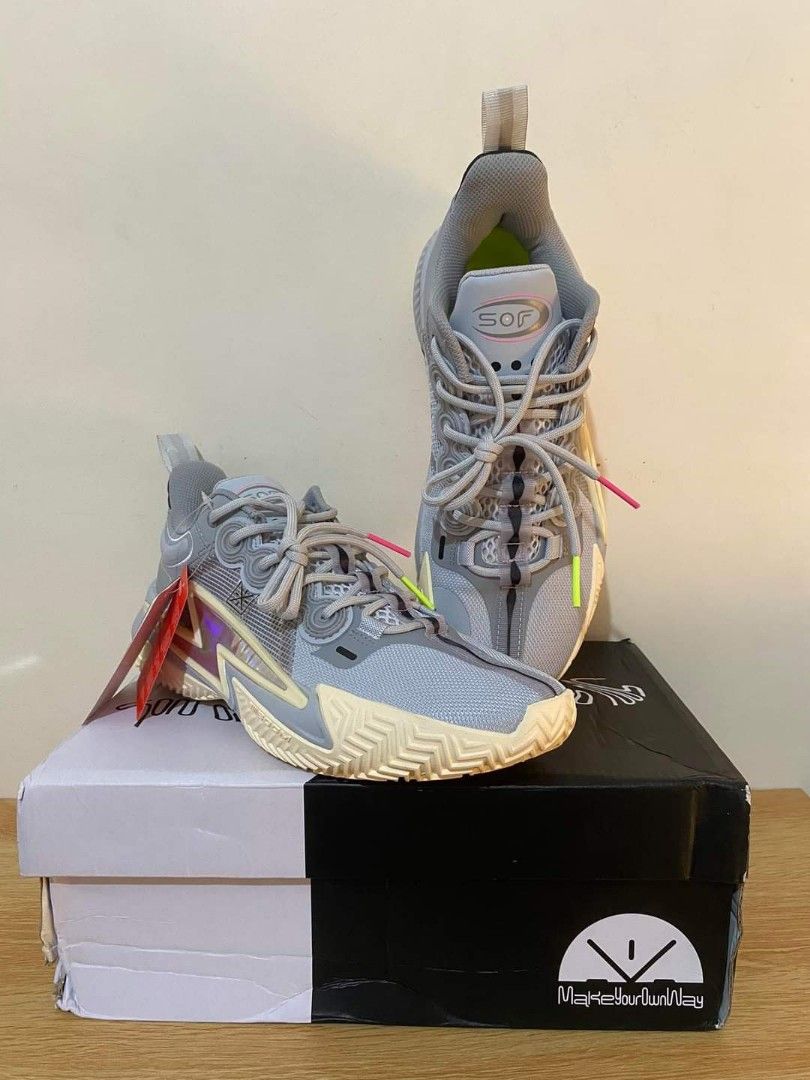 Lining Son of Flash, Men's Fashion, Footwear, Sneakers on Carousell