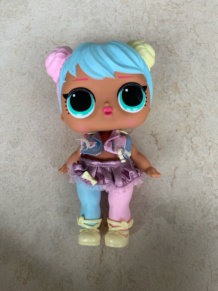 LOL dolls, Hobbies & Toys, Toys & Games on Carousell