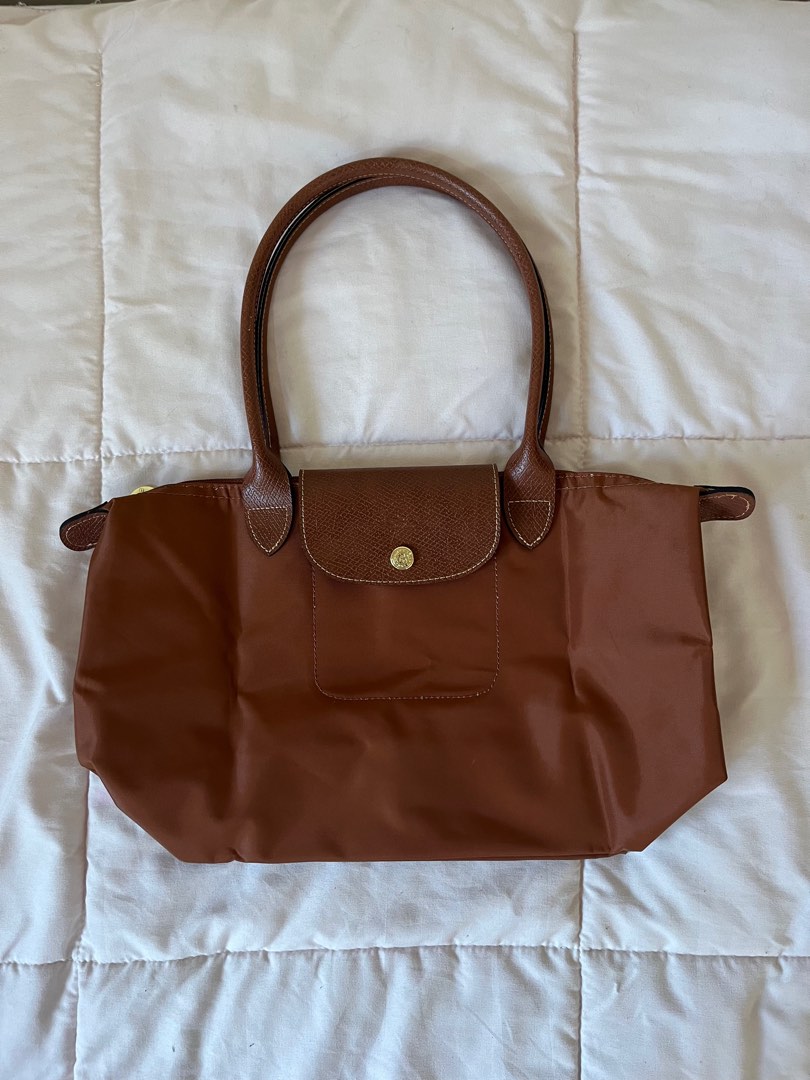 LONGCHAMP LE PLIAGE MEDIUM CLASSIC, Luxury, Bags & Wallets on Carousell