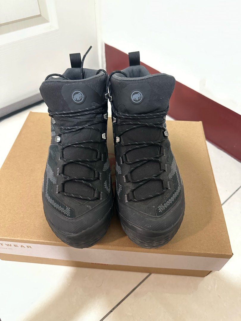 Ma23 Duncan Mid GTC（Mammut), 他的時尚, 鞋類, 休閒鞋、涼鞋在旋轉拍賣