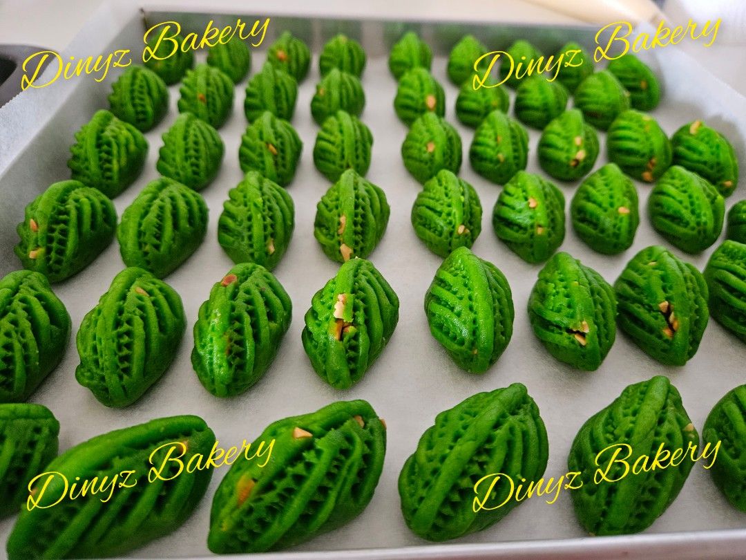 MAKMUR KACANG (PEANUT), Food & Drinks, Homemade Bakes on Carousell