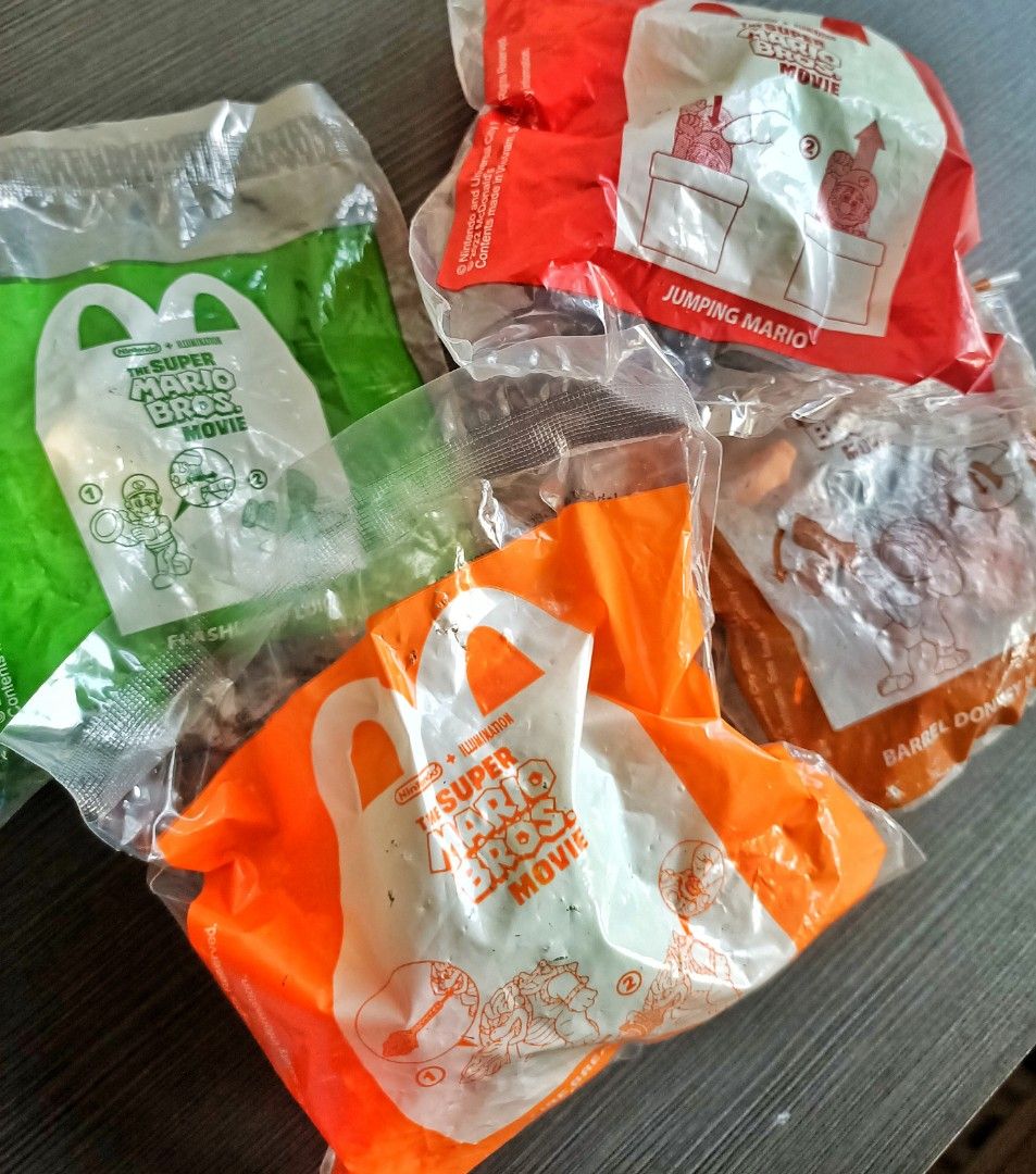 Mcdo happy meal super mario, Hobbies & Toys, Memorabilia & Collectibles ...