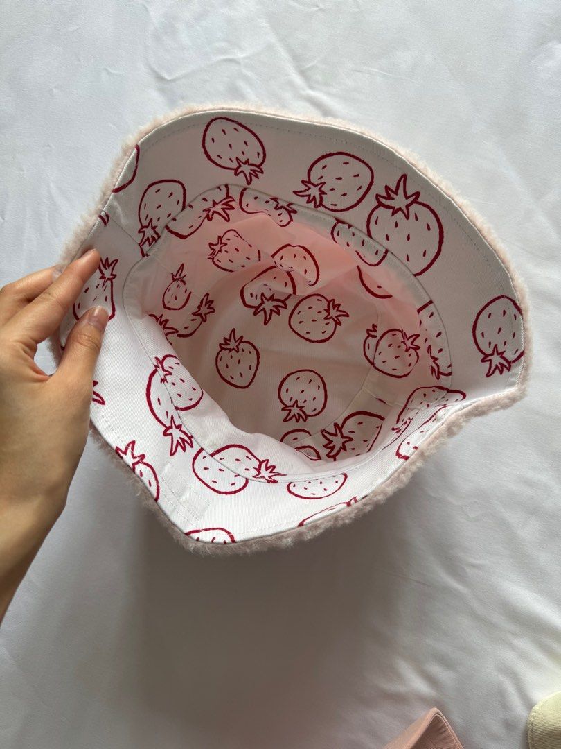 Miniso Lotso Hat, Men's Fashion, Watches & Accessories, Cap & Hats on ...