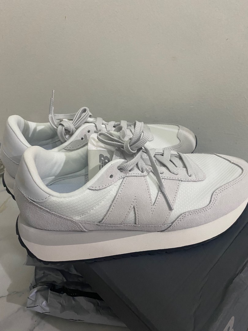 New Balance 237, Men's Fashion, Footwear, Sneakers on Carousell