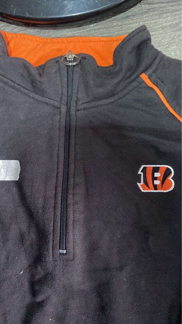 nfl halfzipper, Men's Fashion, Muslim Wear, Tops on Carousell