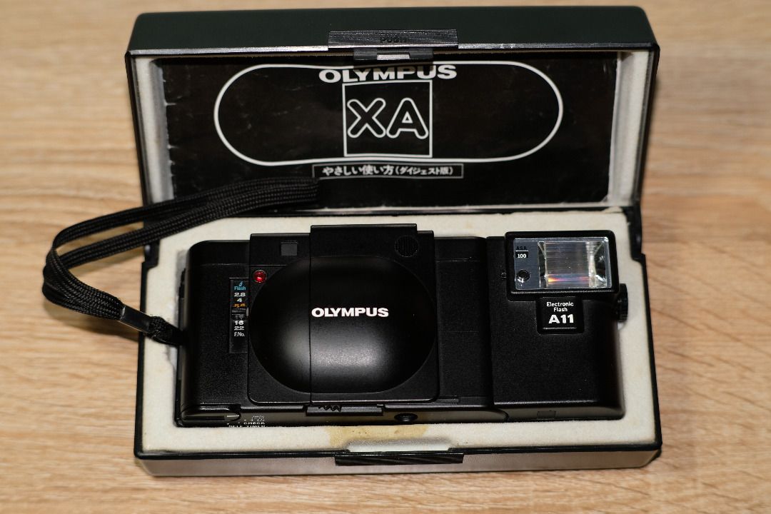 Olympus XA with A11 flash and box (Mint Condition), Photography ...