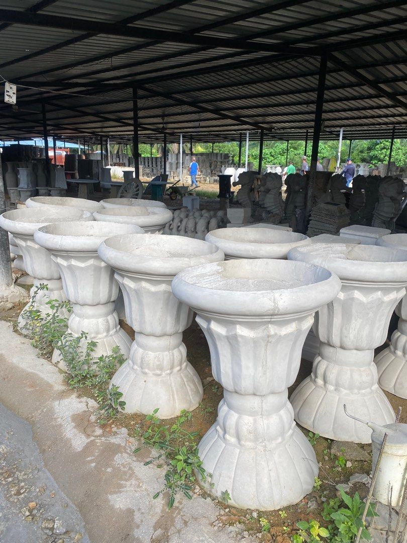 Pasu bunga simen /cement flower pot, Furniture & Home Living, Home Decor, Other Home Decor on ...