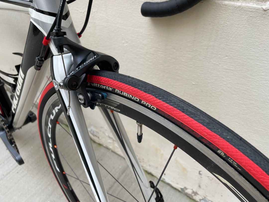 Polygon Helios 400 Upgraded Road Bike, Sports Equipment, Bicycles ...