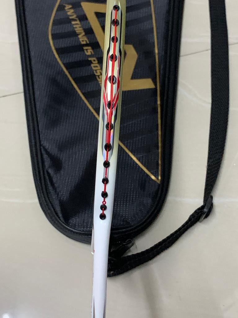 Raket lining aeronaut 9000, Sports Equipment, Sports & Games, Racket ...