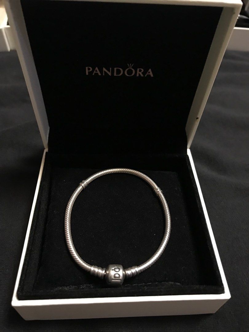RUSH‼️ Negotiable PANDORA BRACELET : Silver Snake Chain Bracelet (18 ...