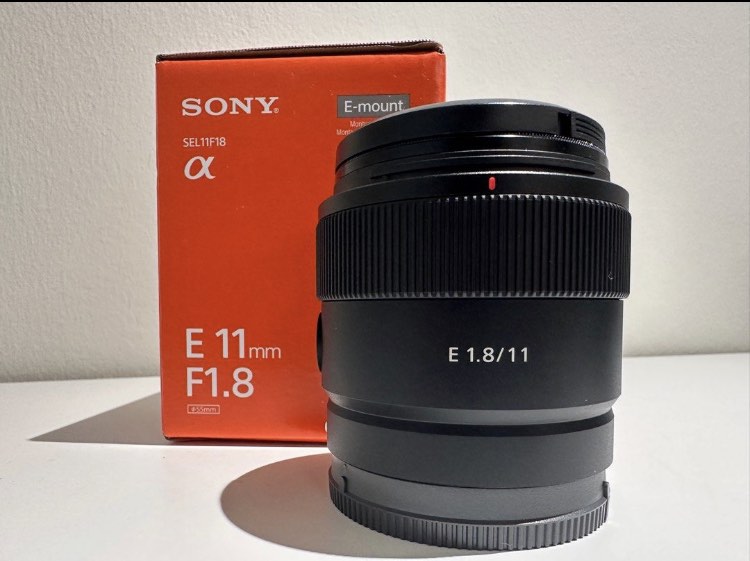 Sony 11mm f/1.8, Photography, Lens & Kits on Carousell