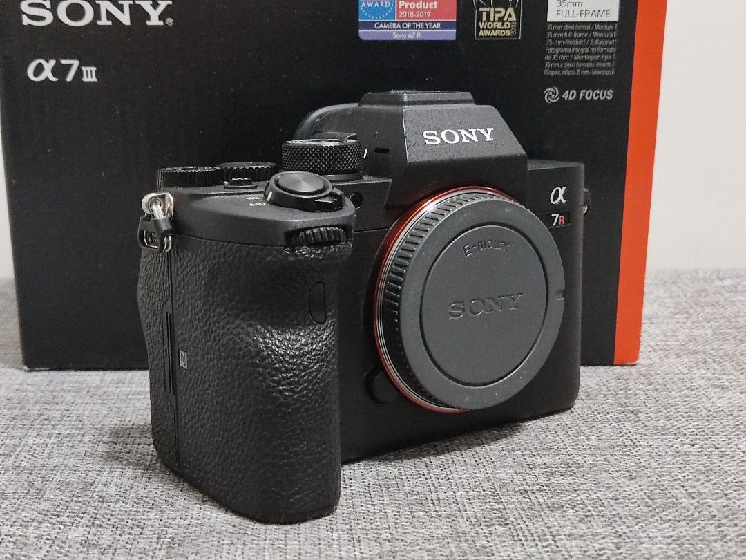 Sony A7R4, Photography, Cameras on Carousell