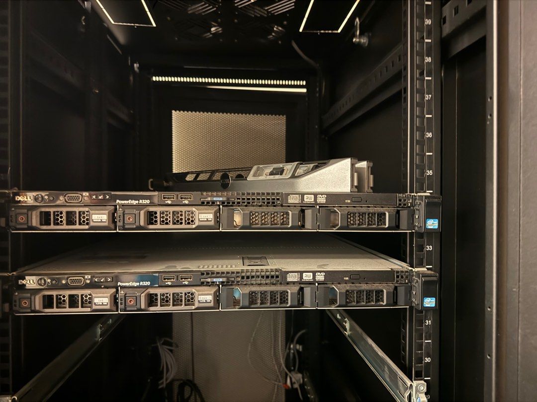 Sun Servers with rack, Computers & Tech, Office & Business Technology ...