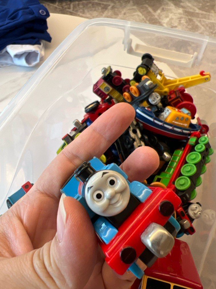 Mattel diecast Thomas and friends magnet train, Hobbies & Toys, Toys ...