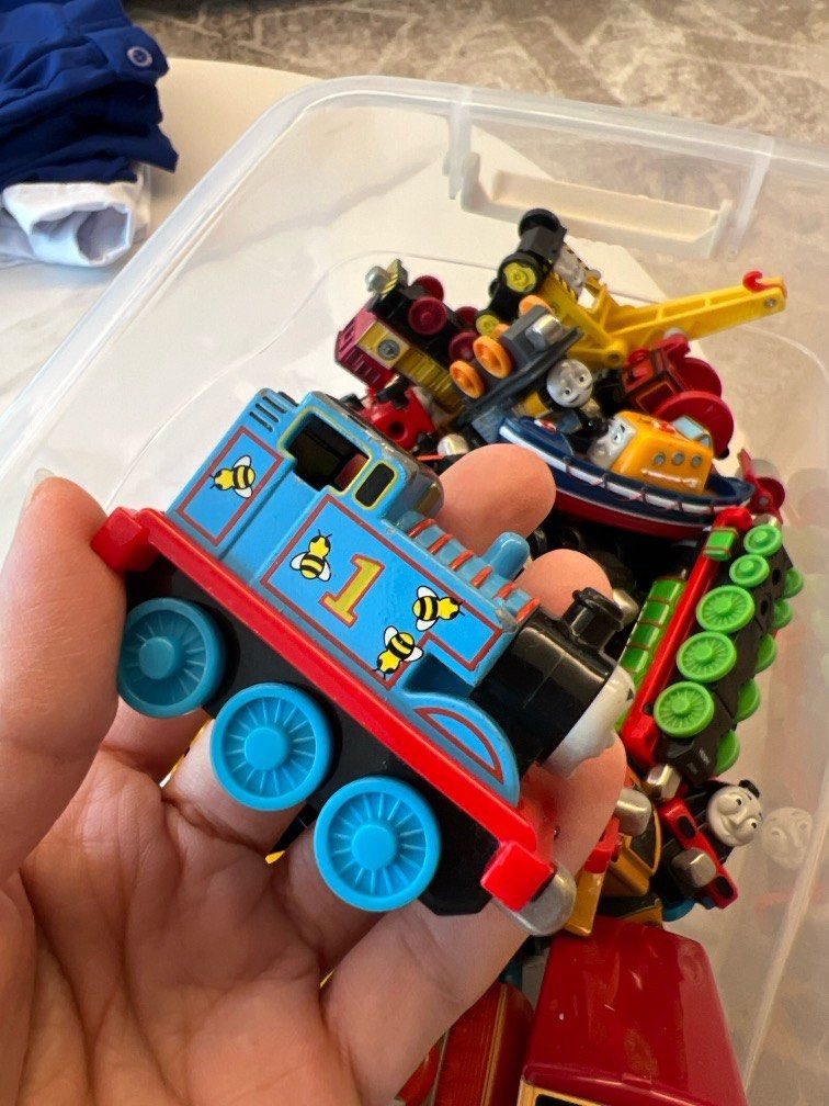 Mattel diecast Thomas and friends magnet train, Hobbies & Toys, Toys ...