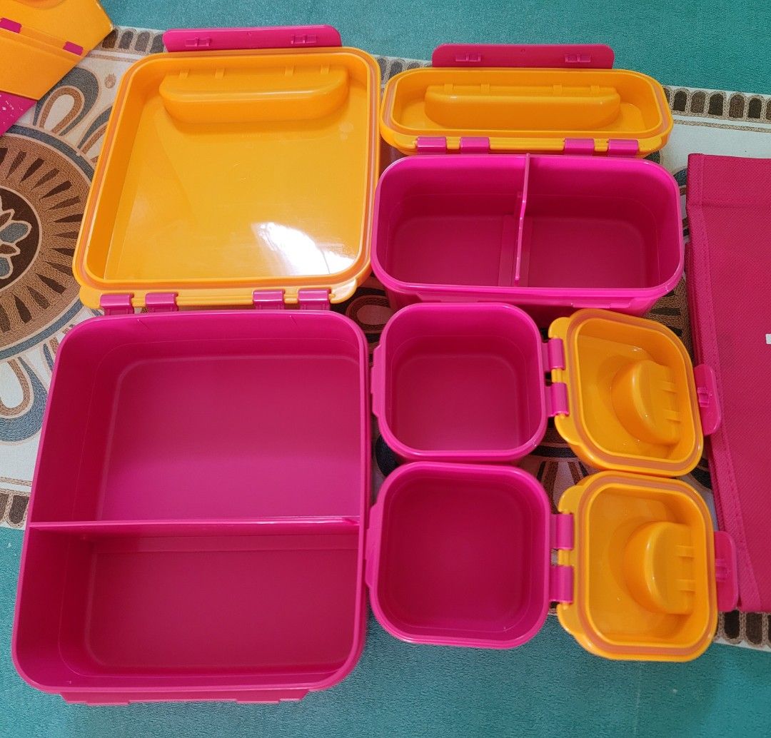 Tupperware Klik Klak set / food container / lunch box / plastic ...