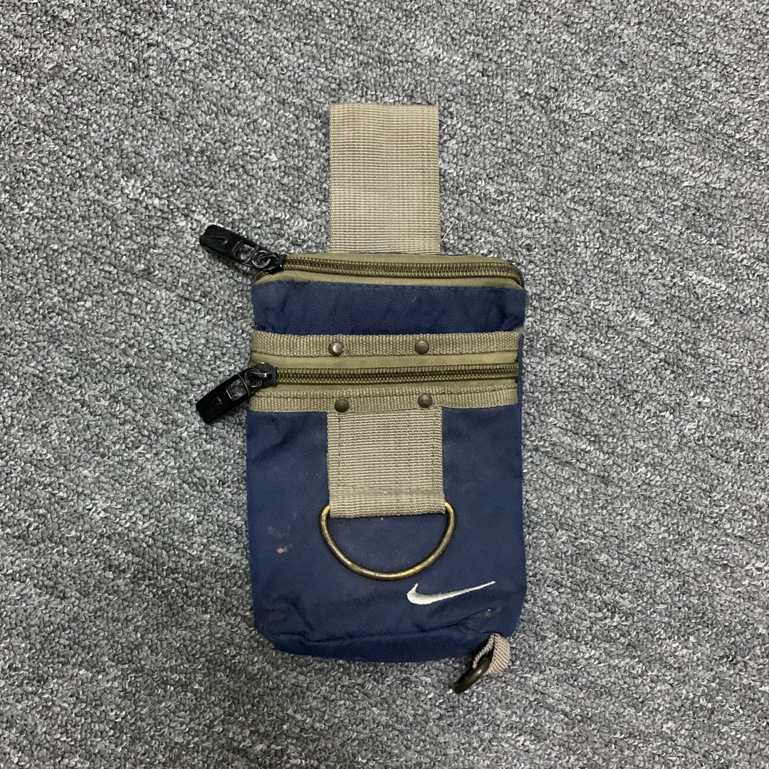 Vintage 90s nike pouch, Men's Fashion, Bags, Belt bags, Clutches and ...