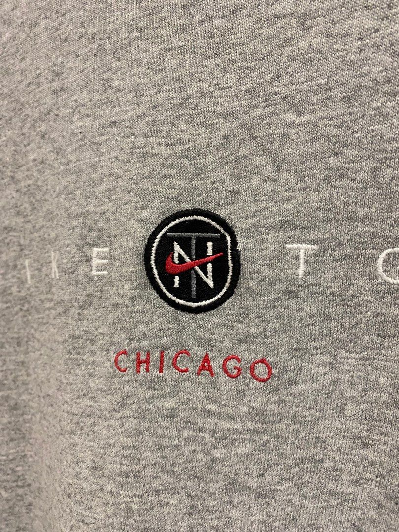 VINTAGE NIKE TOWN CHICAGO MADE IN USA, Men's Fashion, Tops & Sets ...