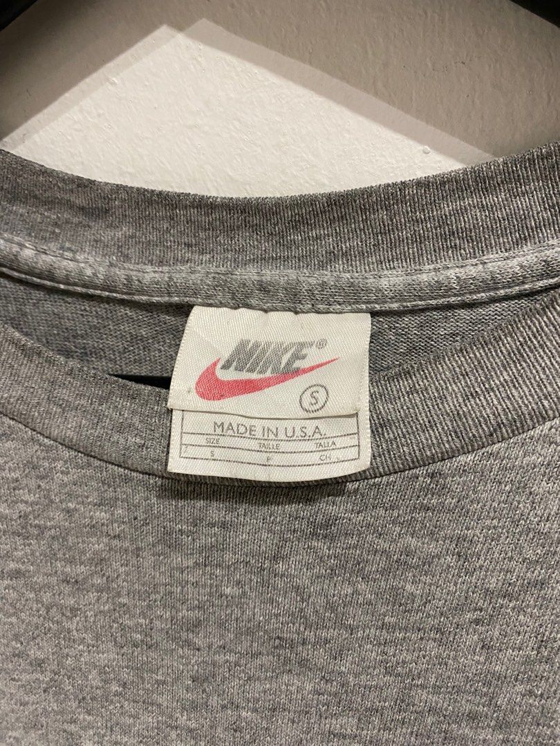 VINTAGE NIKE TOWN CHICAGO MADE IN USA, Men's Fashion, Tops & Sets ...