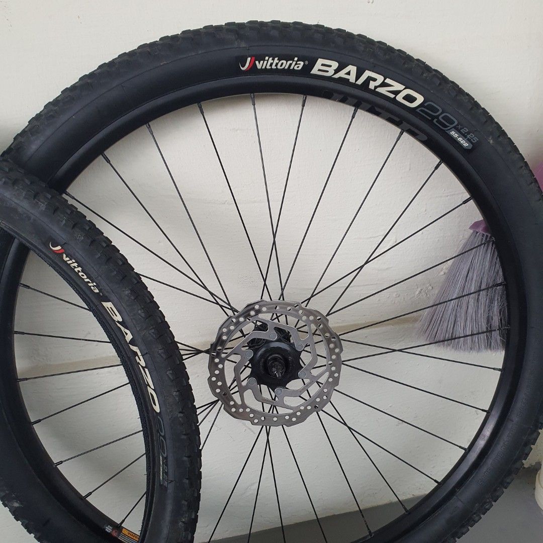 Vittoria barzo, Sports Equipment, Bicycles & Parts, Bicycles on Carousell