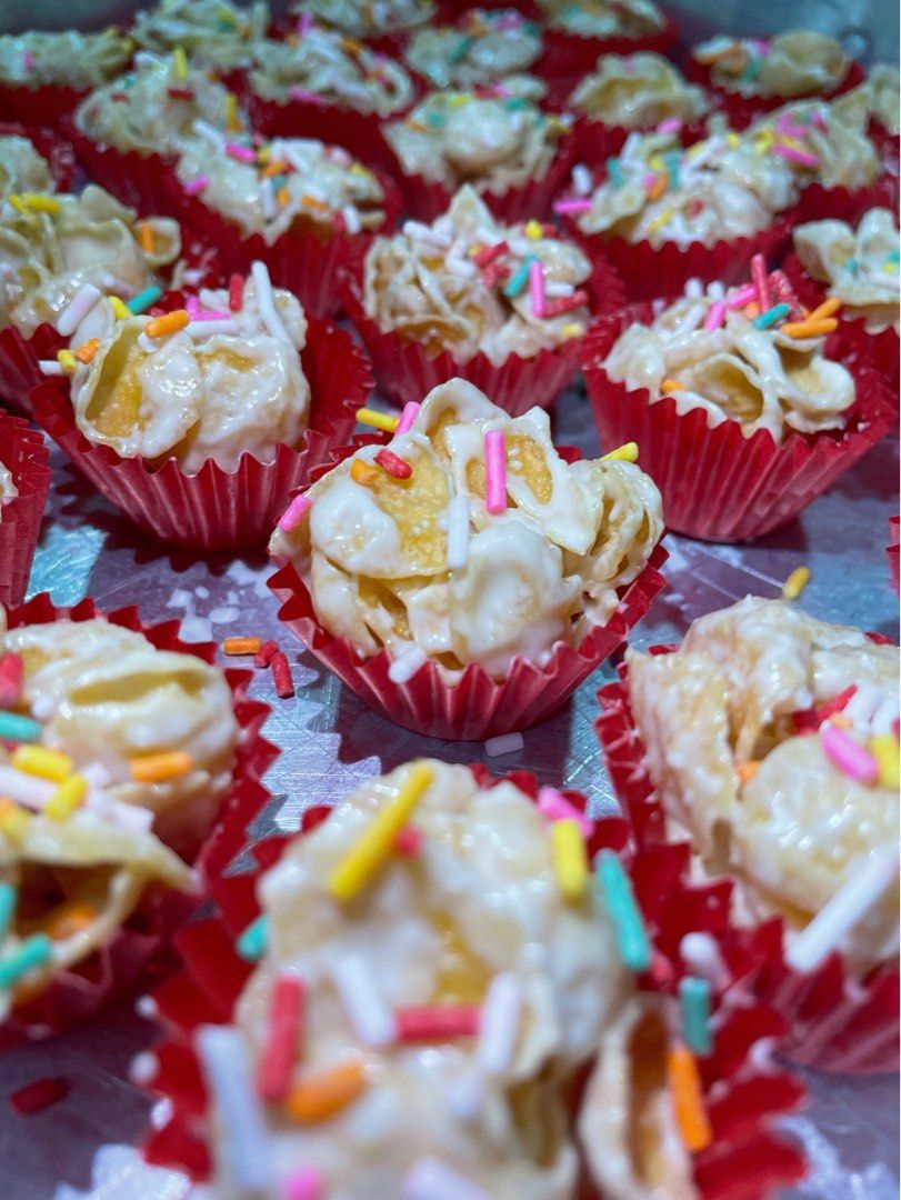 Early Bird Offer Only !!! 100% HOMEMAKE White Cornflakes CNY Cookies ...