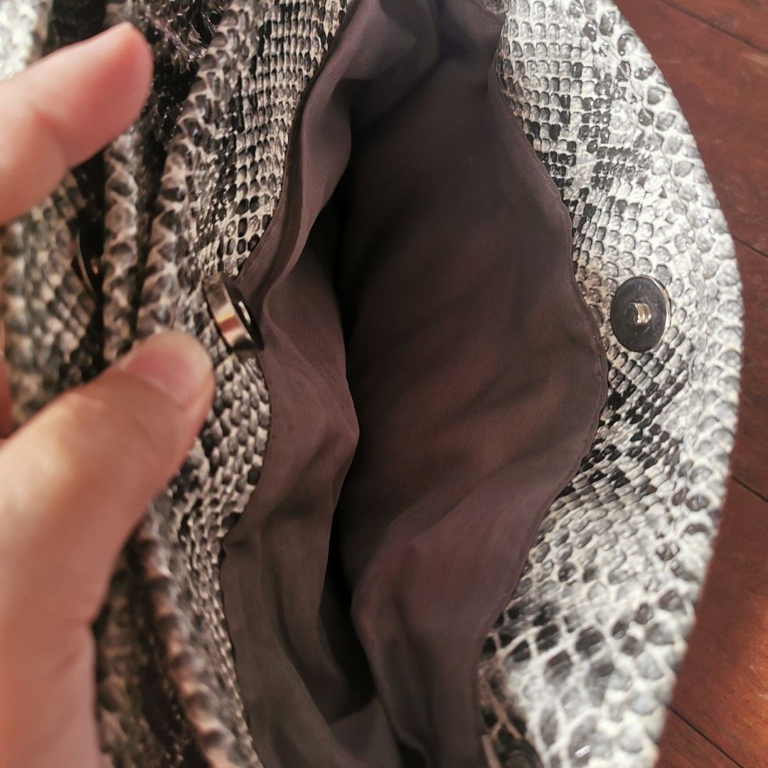 Y2K Style Snake Skin inspo, Women's Fashion, Bags & Wallets, Shoulder ...