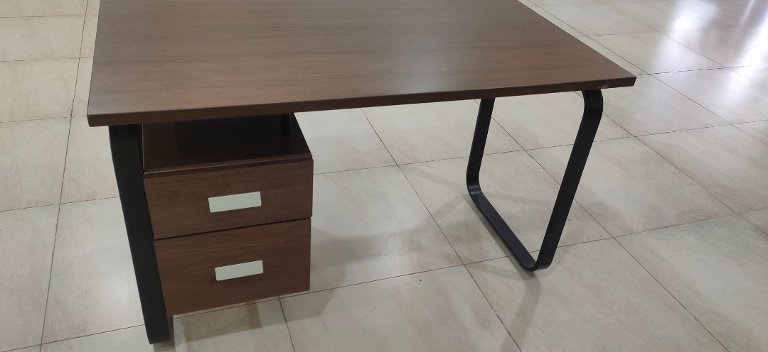 2ndhand Hapi-Oshun Office Table (High quality) OFFICE PULLOUT ...