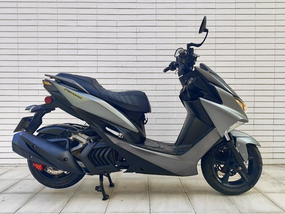 出售 山葉2017年 FORCE 155 可換車 舊車折抵車價, 機車, 二手機車在旋轉拍賣