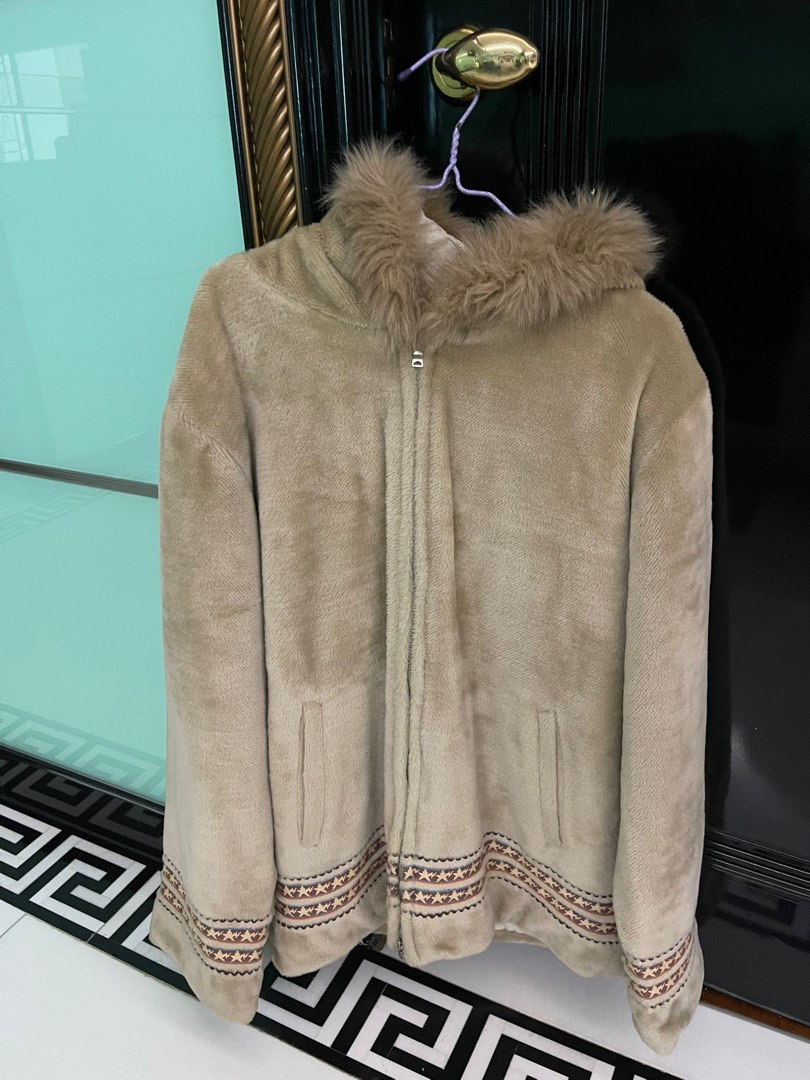 絕版 Bape Fur Jacket sz L bathing ape Milo tee sneaker 毛毛外套, 男裝, 外套及戶外衣服 ...