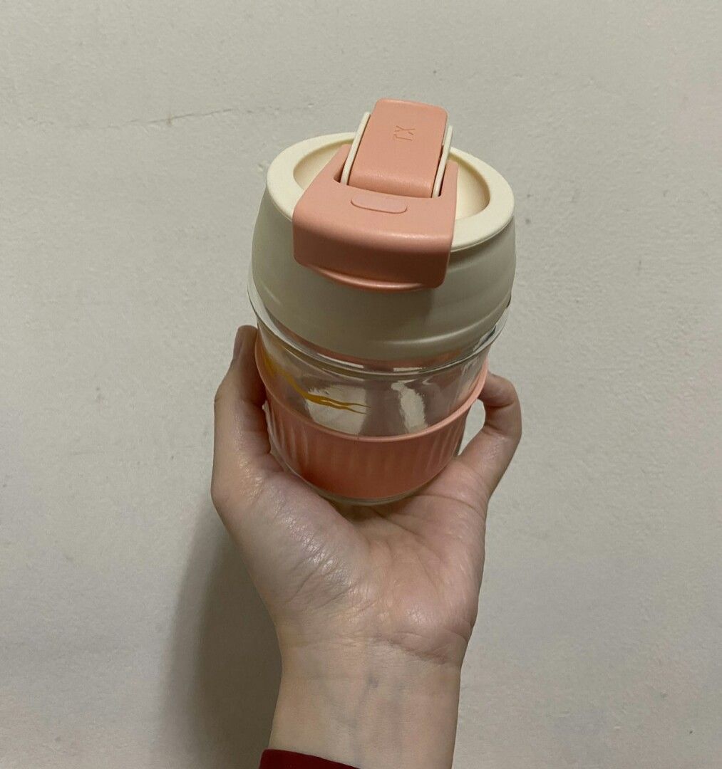 BLAN BUNNY 布蘭兔雙飲玻璃杯 粉色 附吸管, 家具及居家用品, 廚具和餐具, 水杯、水壺在旋轉拍賣