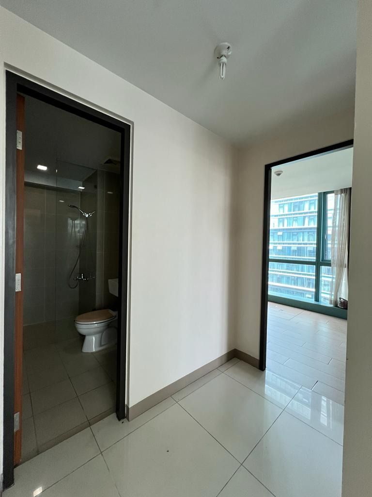 Corner 2BR One Uptown Residence BGC for Sale, Property, For Sale ...