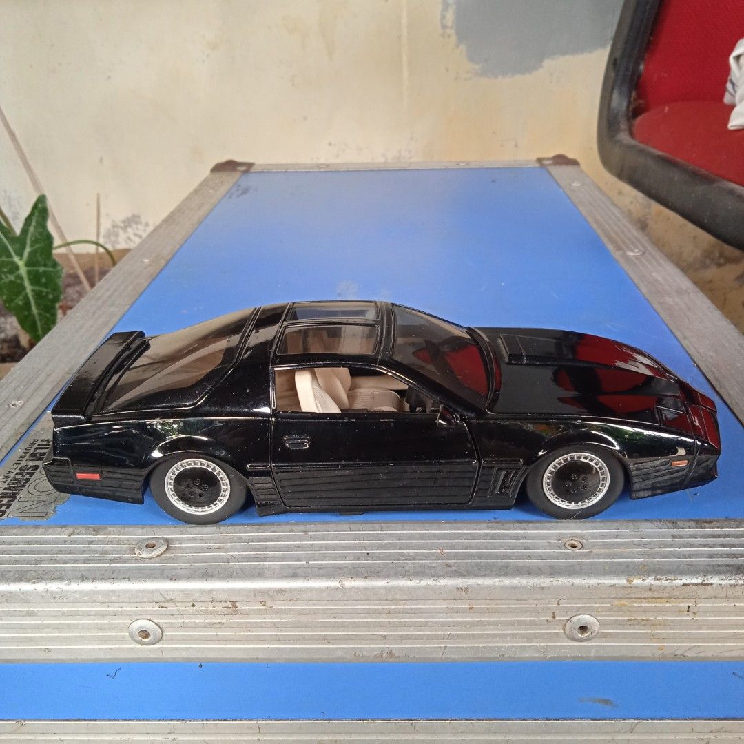 Diecast Knight Rider car Pontiac Firebird 1982 Jada toys 1/24, Toys ...